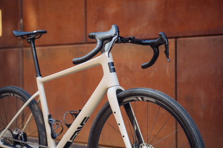 Rental bikes in Girona - The Service Course