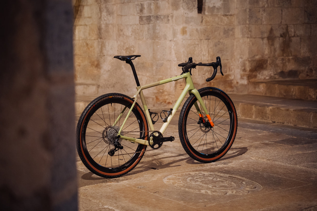 Rental bikes in Girona - The Service Course